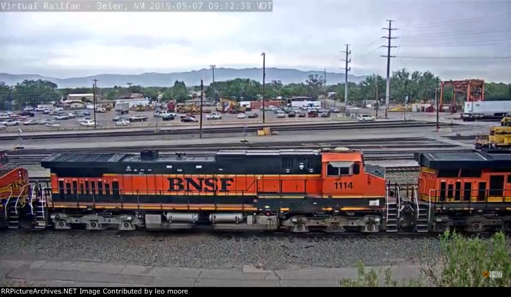 BNSF 1114